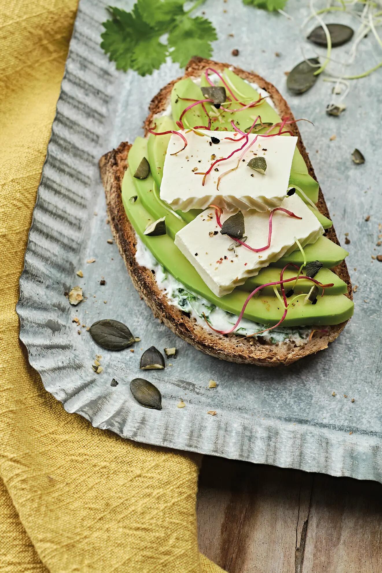 Avocado toast au fromage : la recette facile