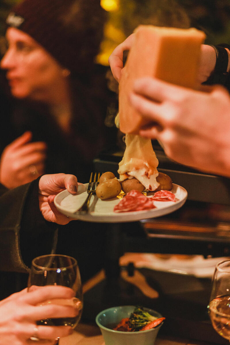 Recettes raclette au fromage - Qui veut du fromage